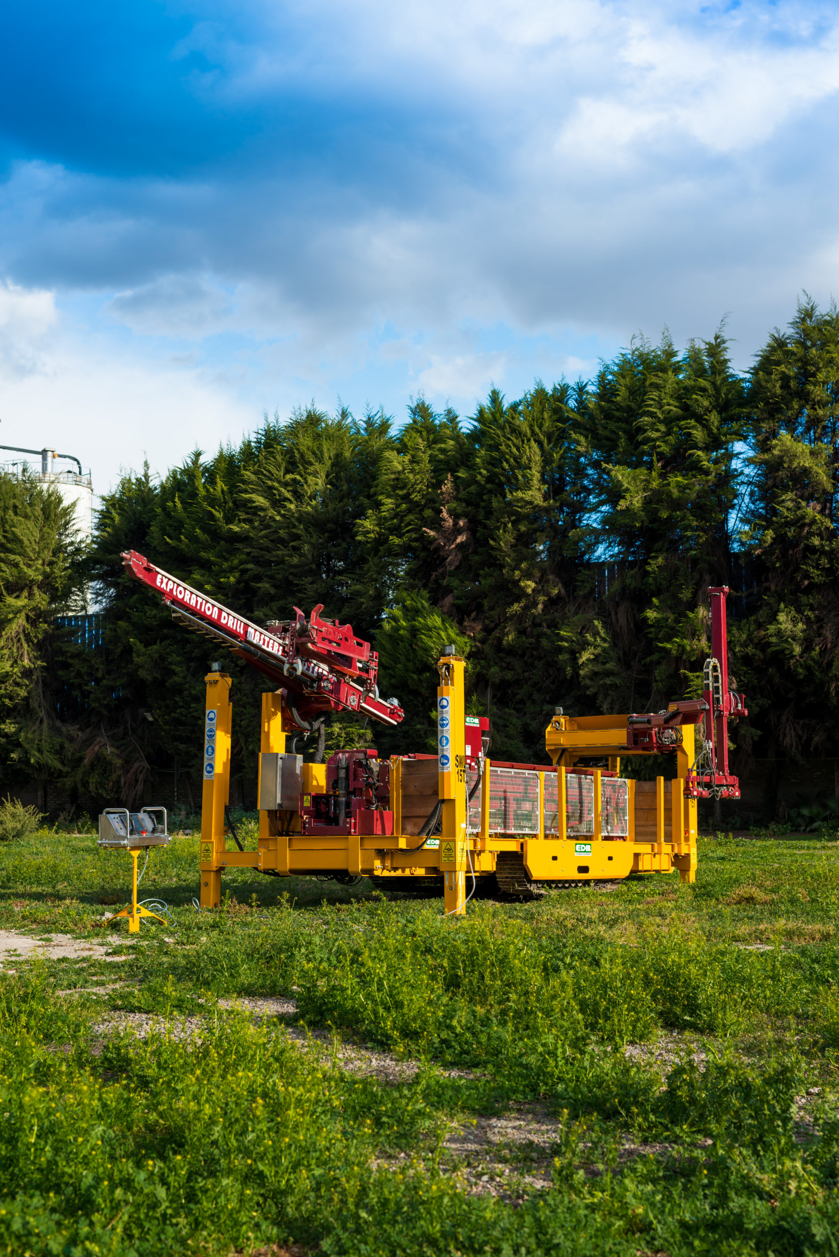 edm-mk2-rod-feeder-diamond-exploration-drill-rod-handler | EDM ...