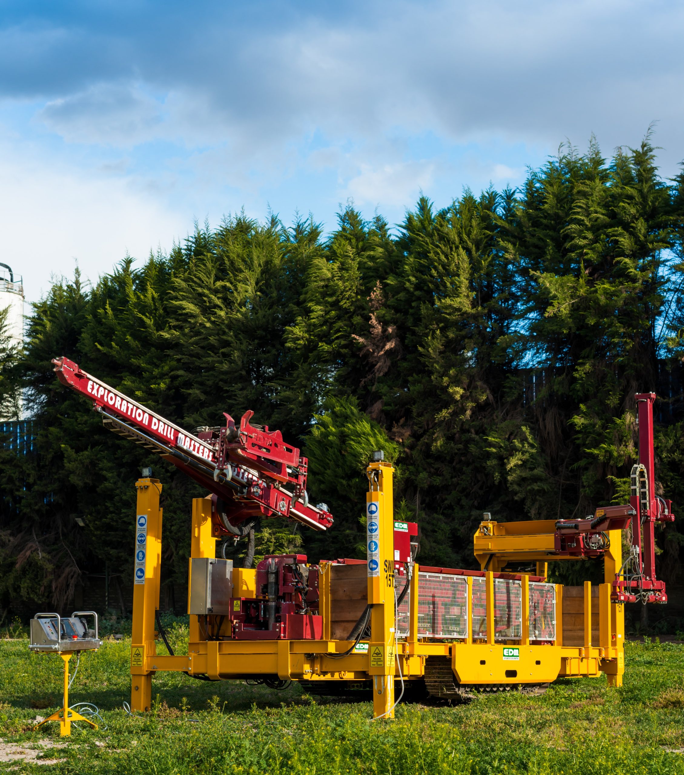 edm-mk2-rod-feeder-diamond-exploration-drill-rod-handler-c-scaled | EDM ...